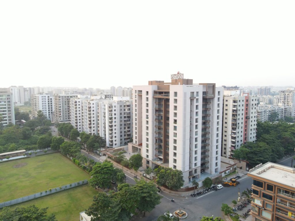 Best REIT ETFs for Income and Growth in 2026